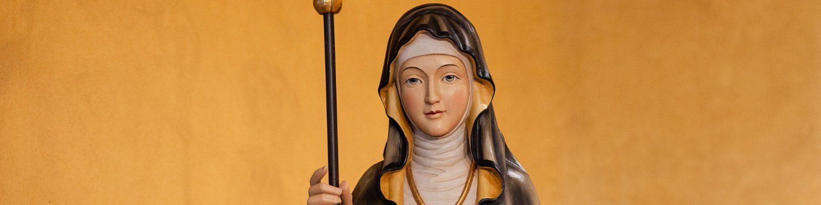 St. Clare Biography – St. Clare of Assisi